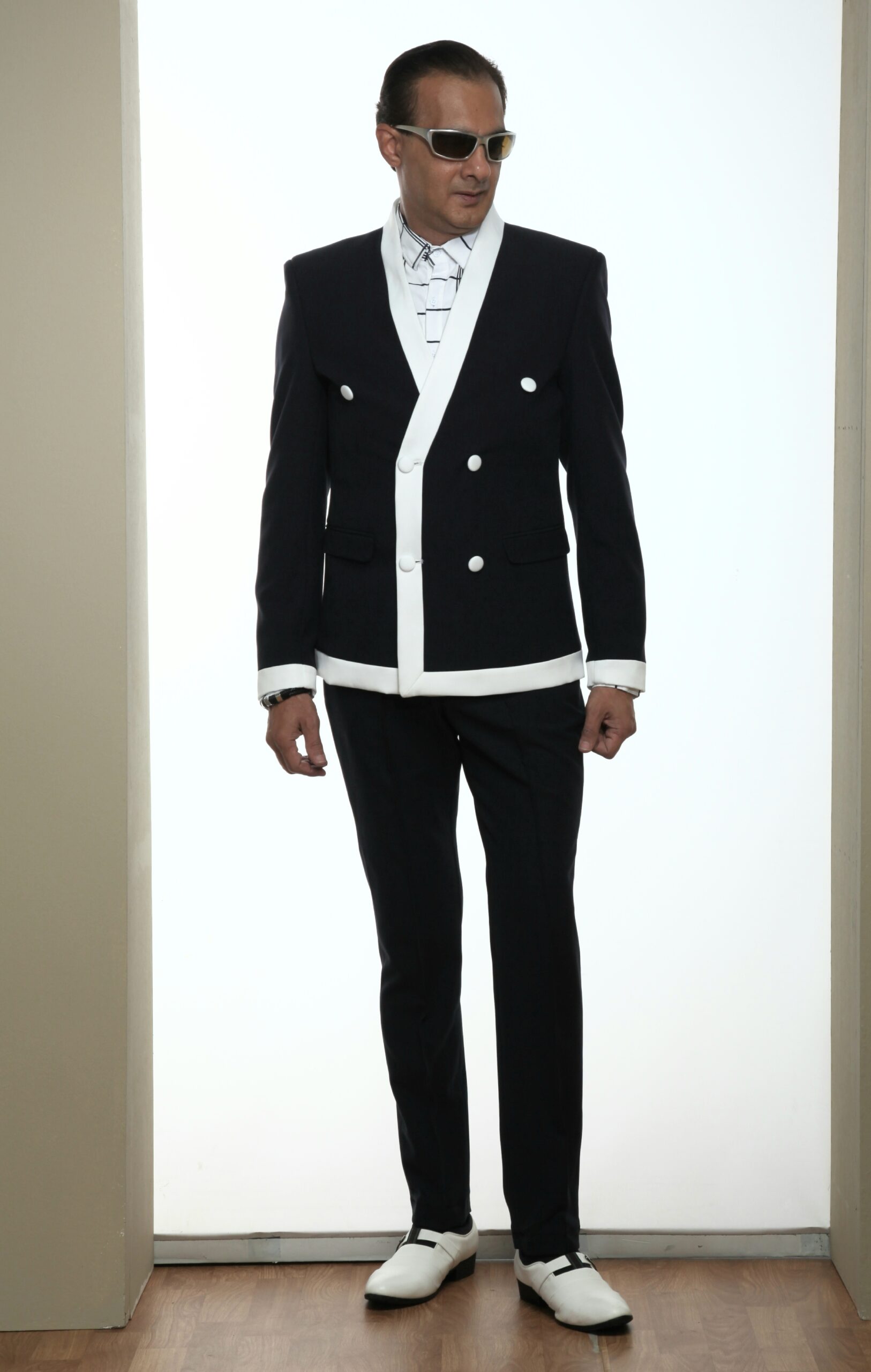 524 "That" Special Event Suit - Suits Rental Singapore